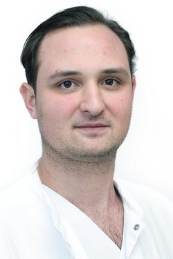 Alexandra Halle's Instagram, Twitter & Facebook on IDCrawl